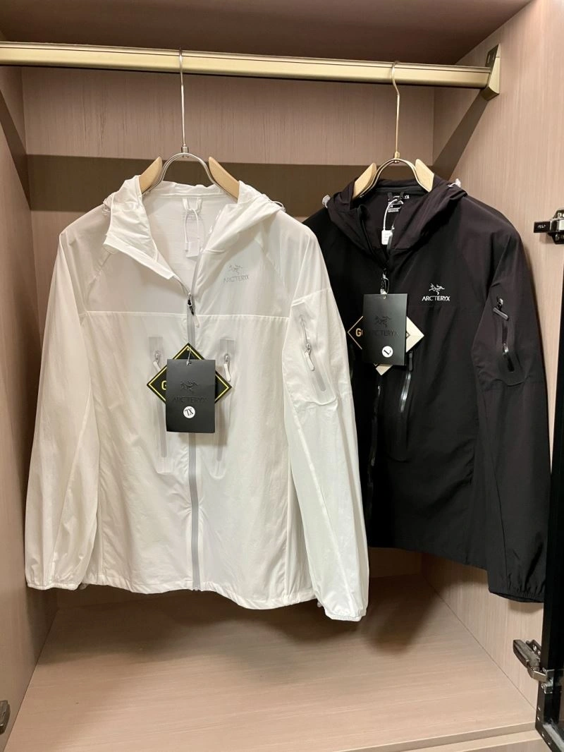Arcteryx Sunscreen Jacket