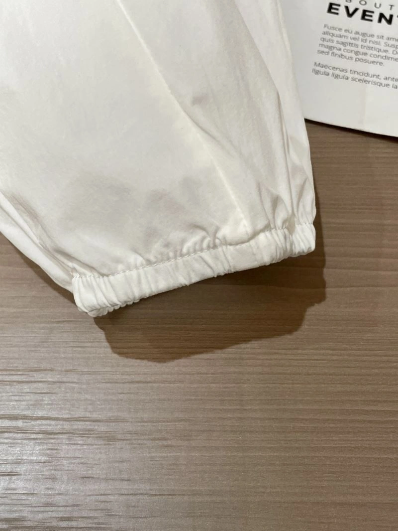 Accurate model Arcteryx Sunscreen Jacket