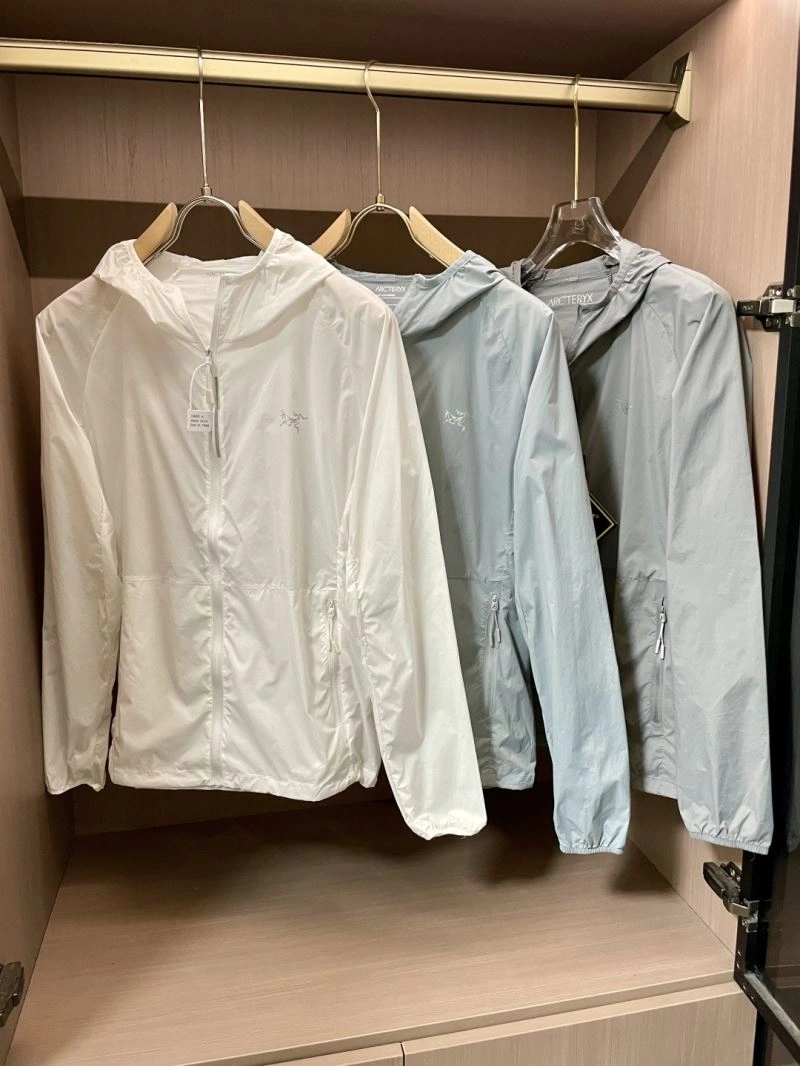Arcteryx Sunscreen Jacket