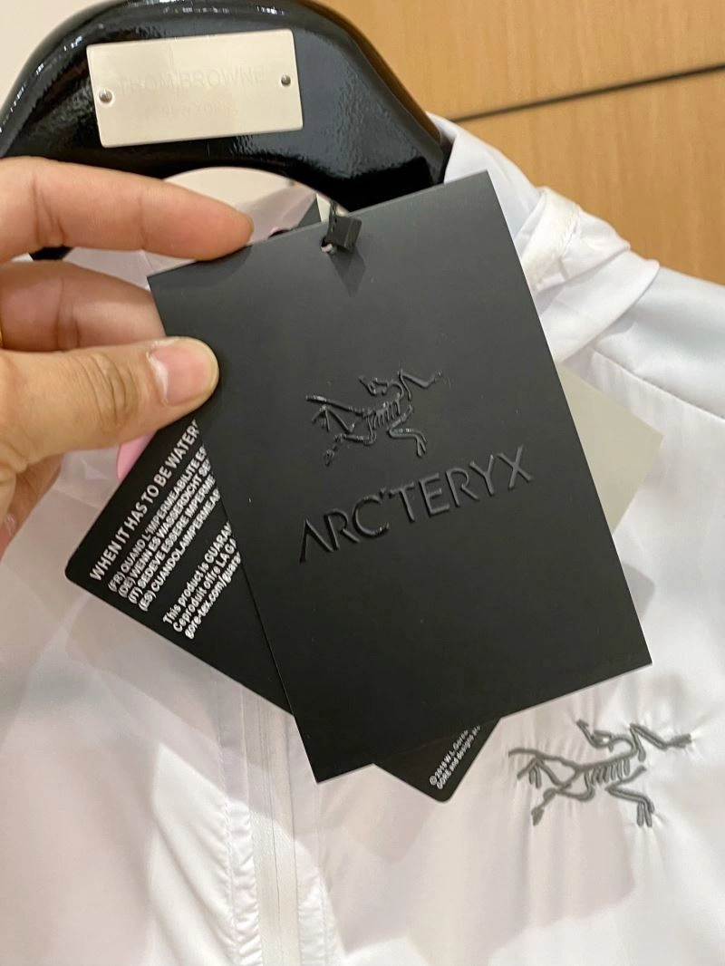 Perfect replica Arcteryx Sunscreen Jacket