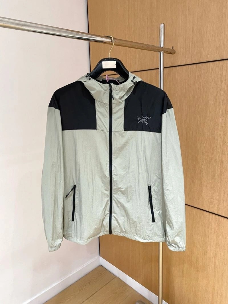 Arcteryx Sunscreen Jacket