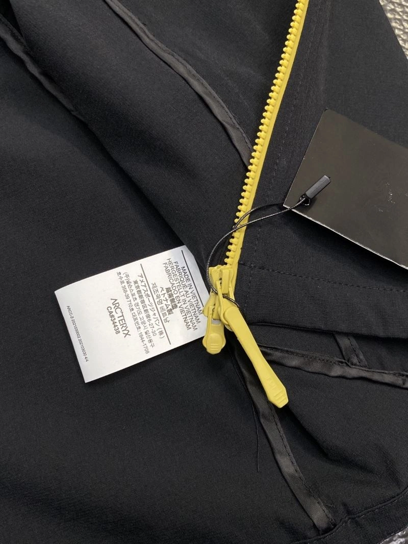 Top match Arcteryx Sunscreen Jacket