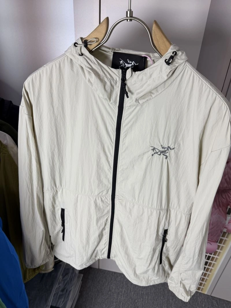Real Arcteryx Sunscreen Jacket
