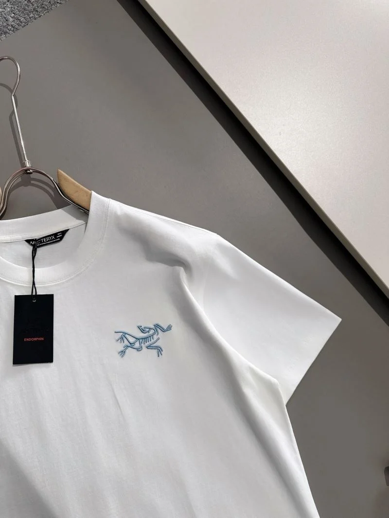 Brand-authenticated Arcteryx T-Shirts