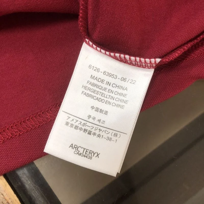 Top mirror Arcteryx T-Shirts