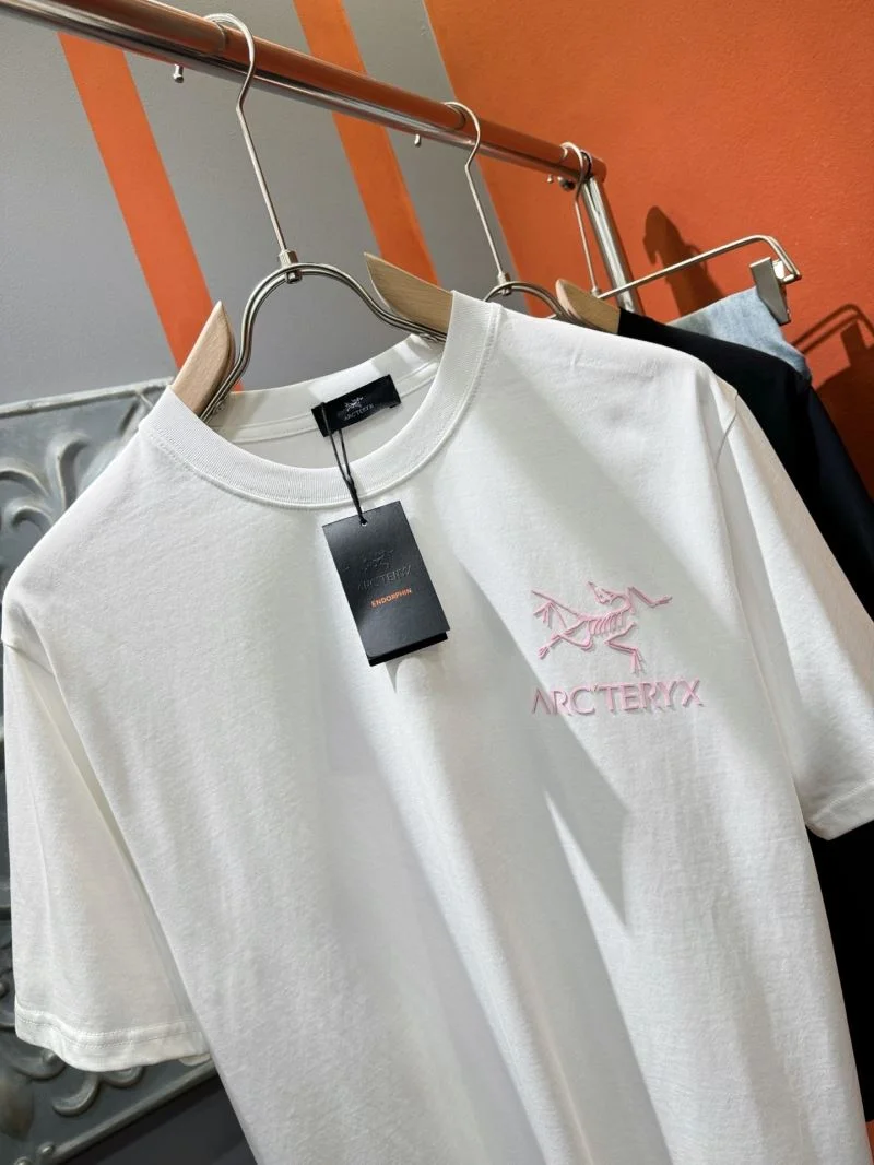 Inexpensive Arcteryx T-Shirts