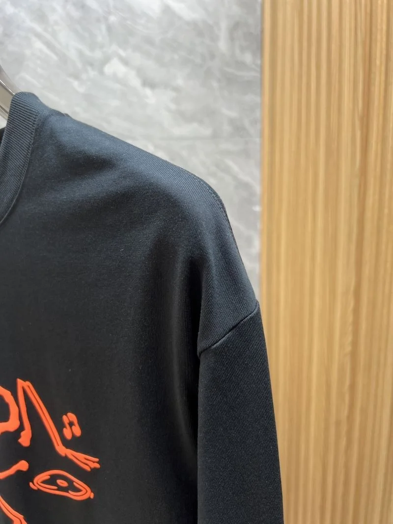 Accurate model Arcteryx T-Shirts