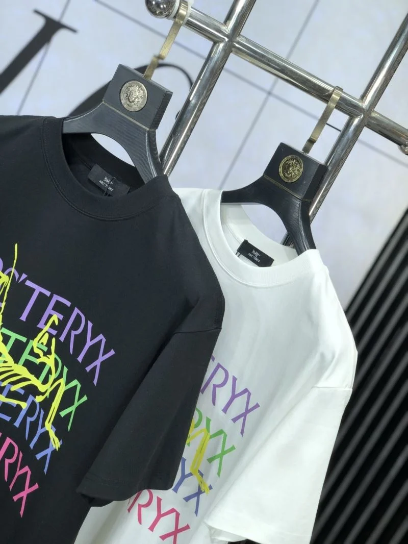 Top mirror Arcteryx T-Shirts