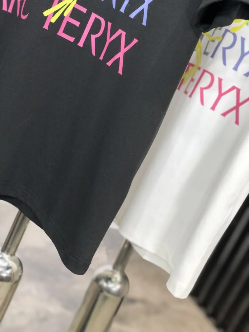 Top mirror Arcteryx T-Shirts