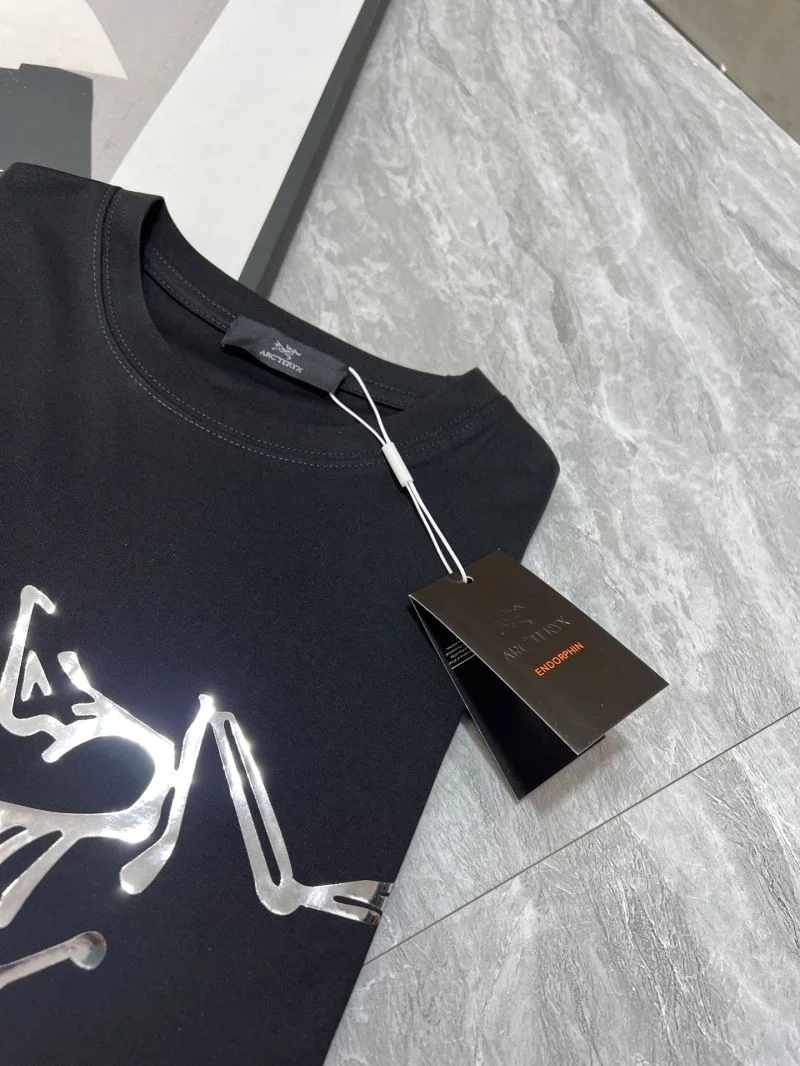 Brand-authenticated Arcteryx T-Shirts