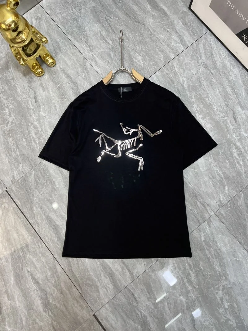 Brand-authenticated Arcteryx T-Shirts