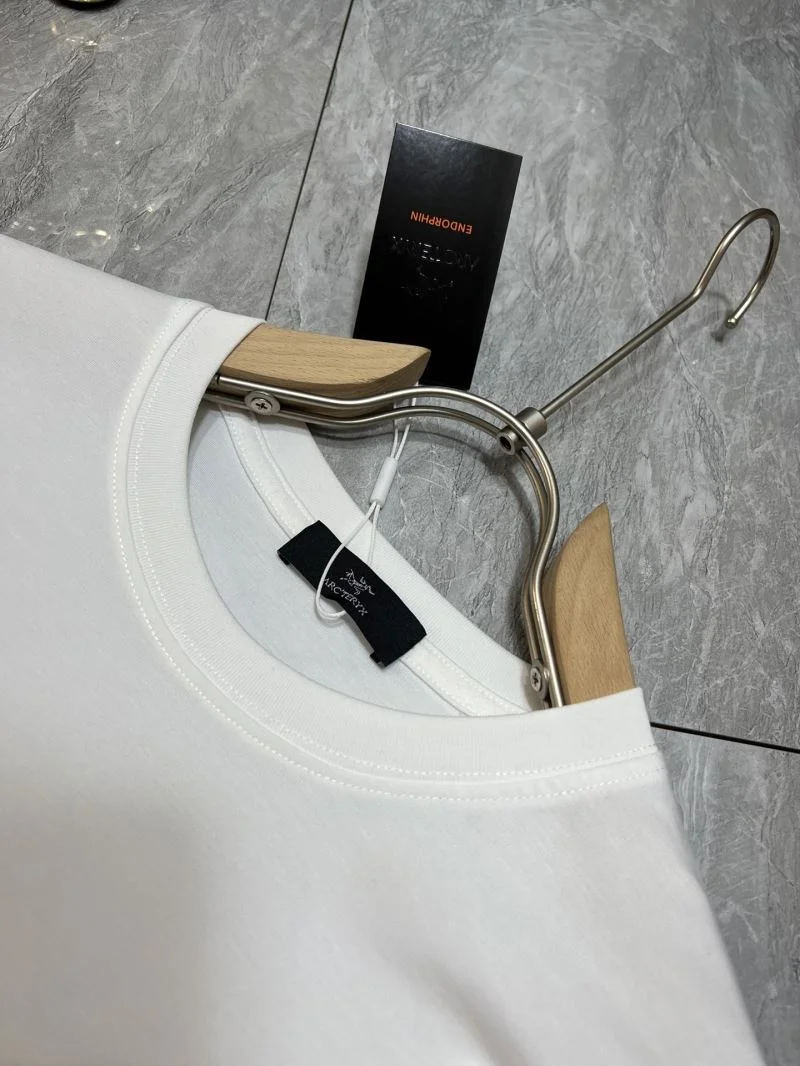 Brand-authenticated Arcteryx T-Shirts
