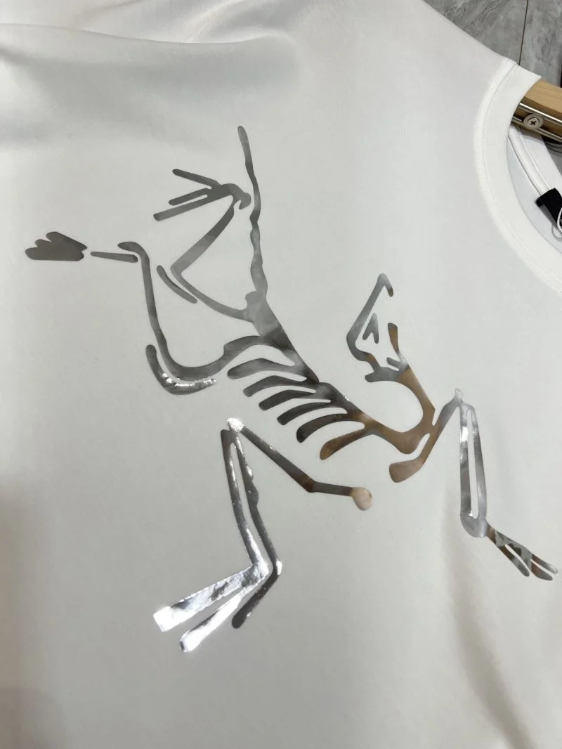 Brand-authenticated Arcteryx T-Shirts
