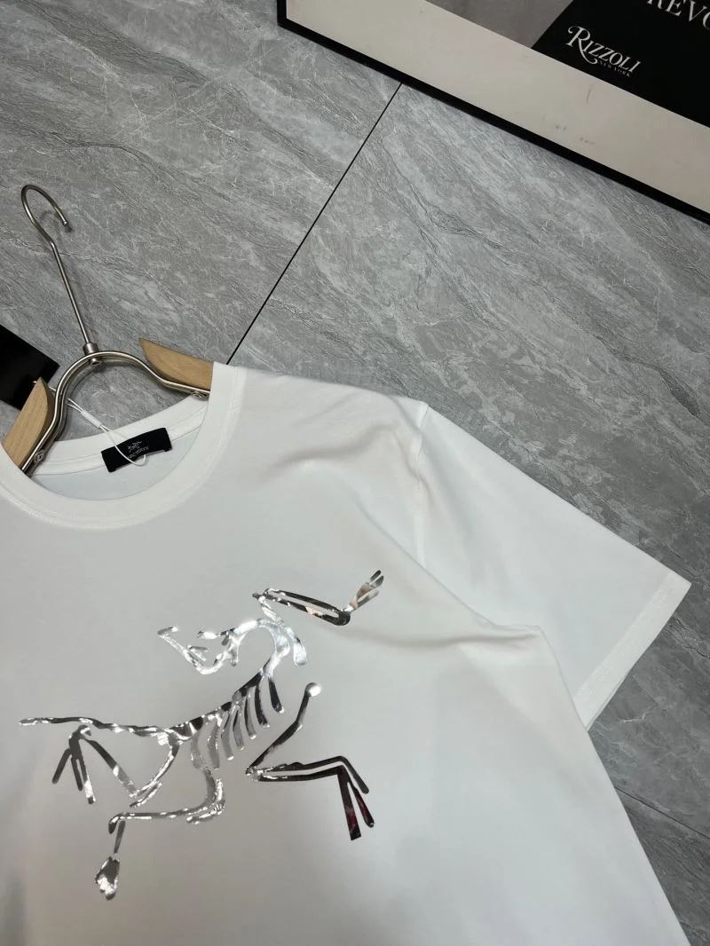 Brand-authenticated Arcteryx T-Shirts