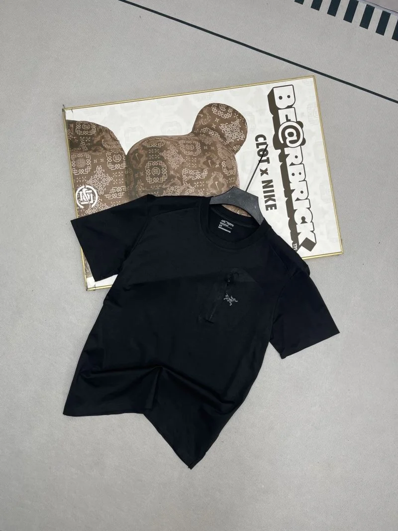 Bargain Arcteryx T-Shirts