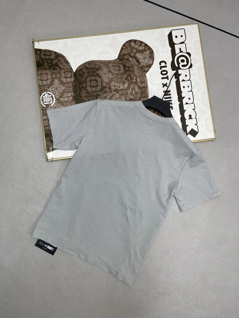 Bargain Arcteryx T-Shirts
