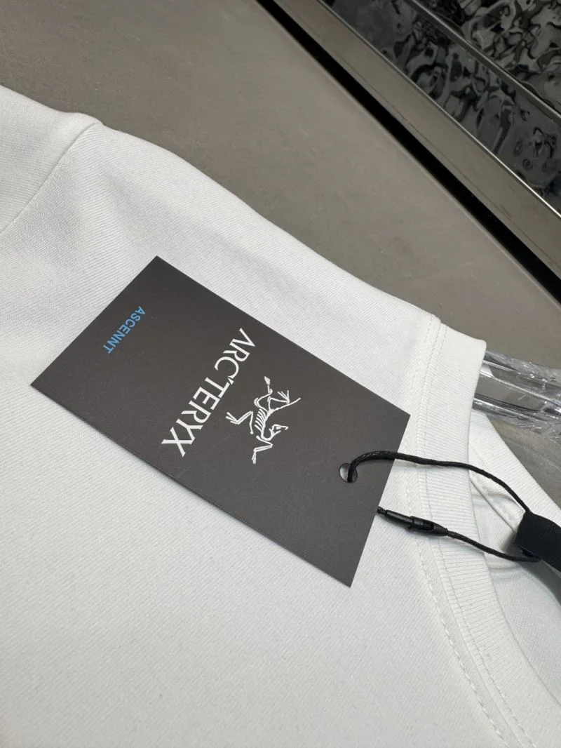 Accurate model Arcteryx T-Shirts