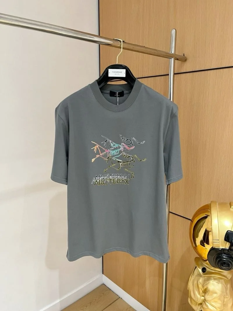 Exact replica Arcteryx T-Shirts