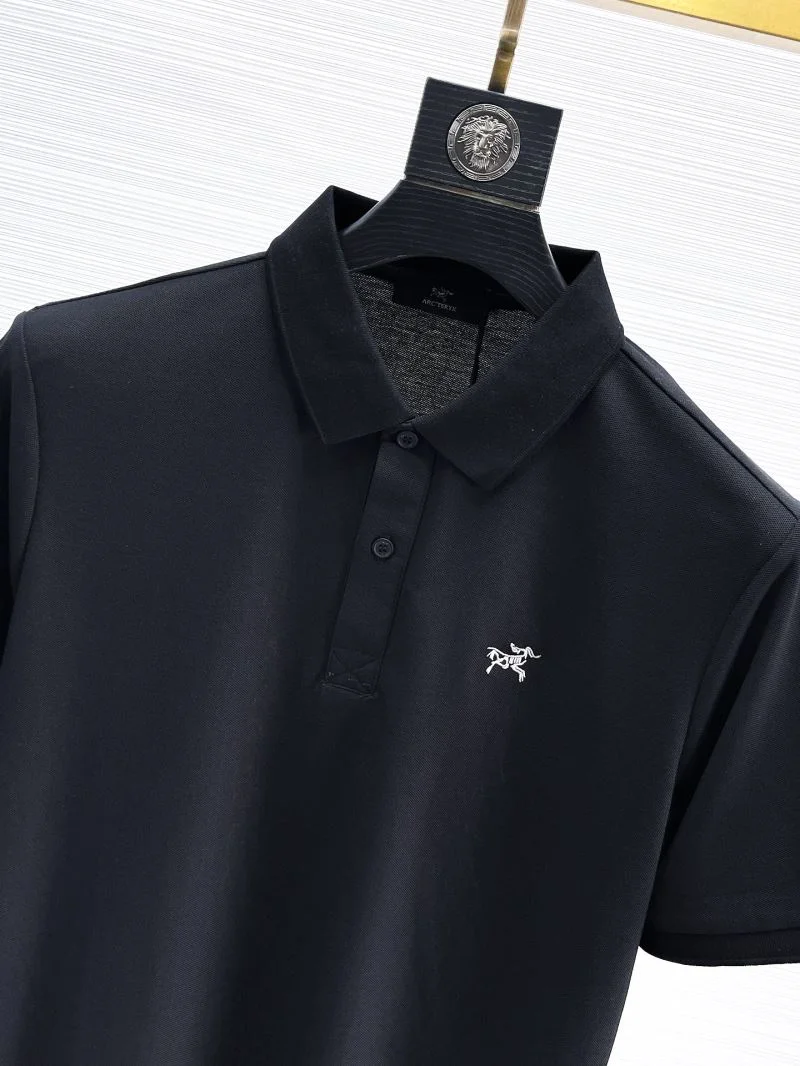 Brand-authenticated Arcteryx T-Shirts