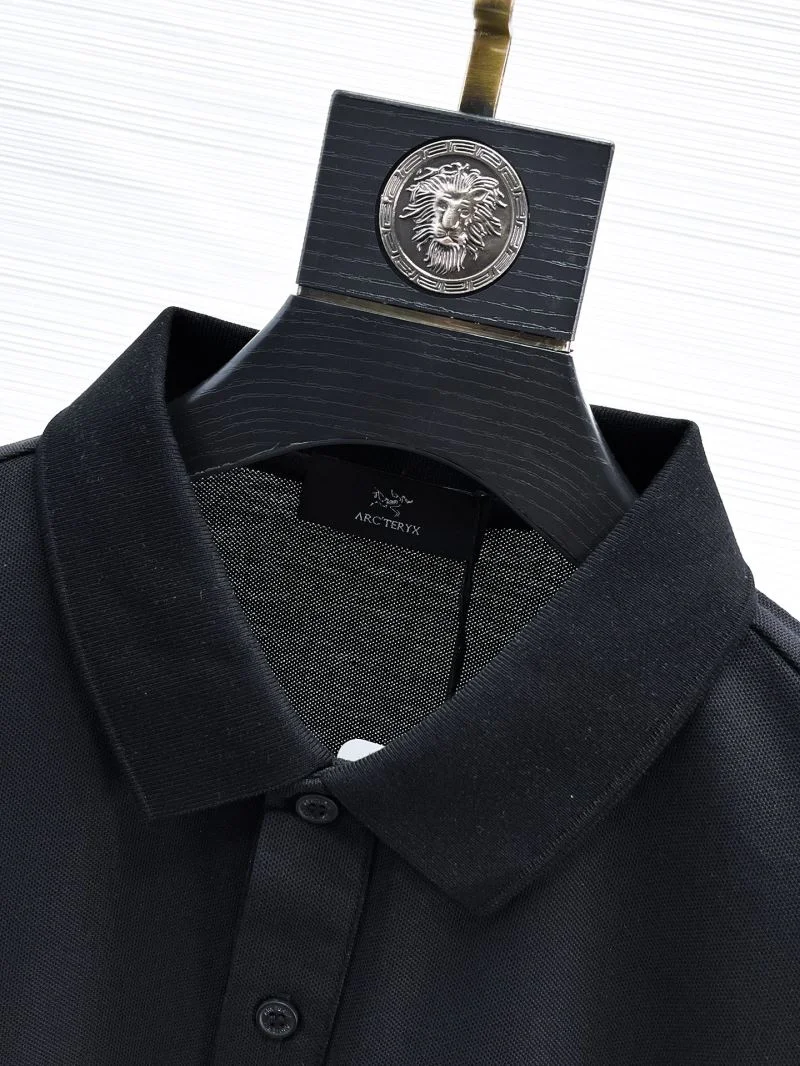 Brand-authenticated Arcteryx T-Shirts