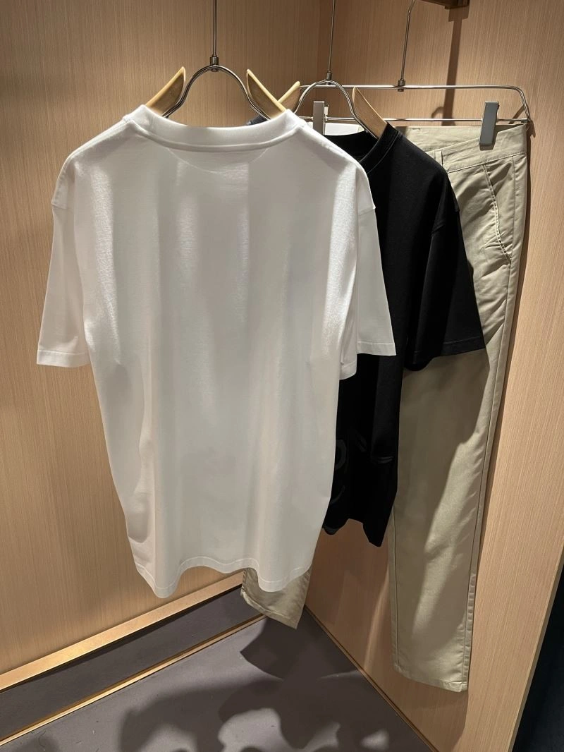 Value-priced Arcteryx T-Shirts