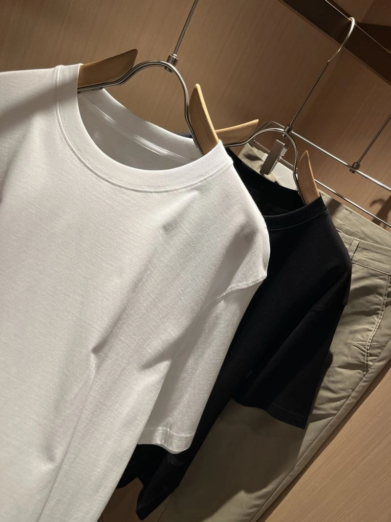 Value-priced Arcteryx T-Shirts