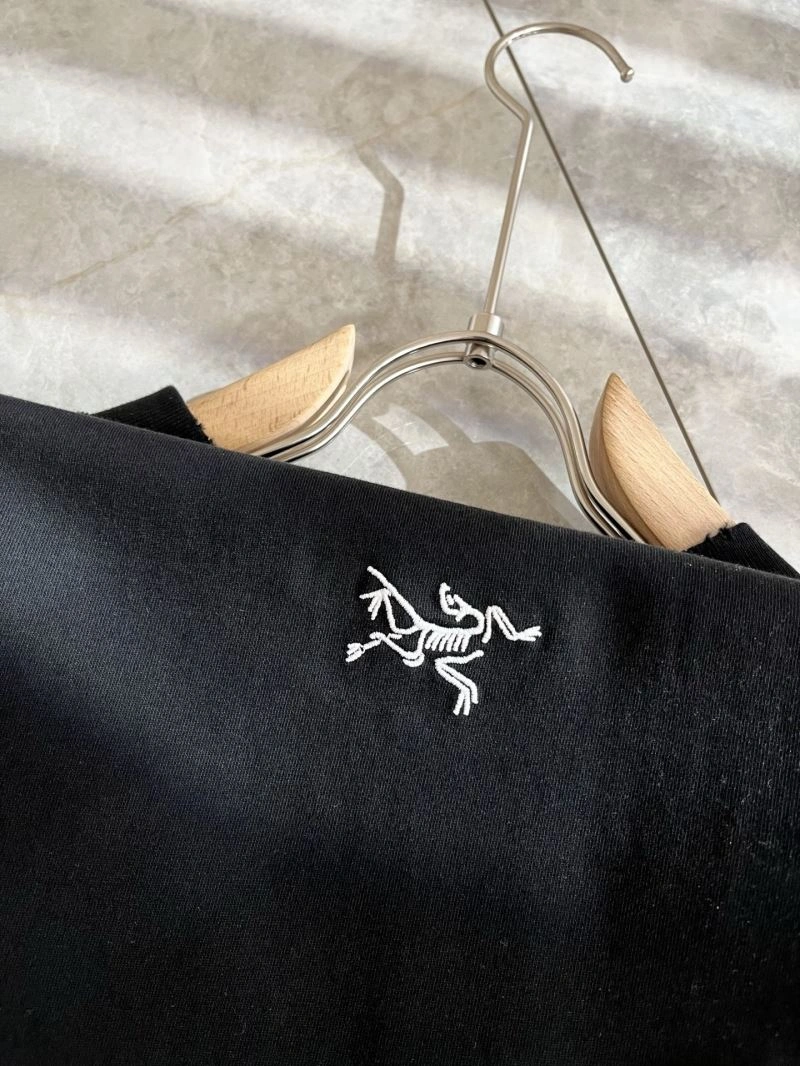 Inexpensive Arcteryx T-Shirts
