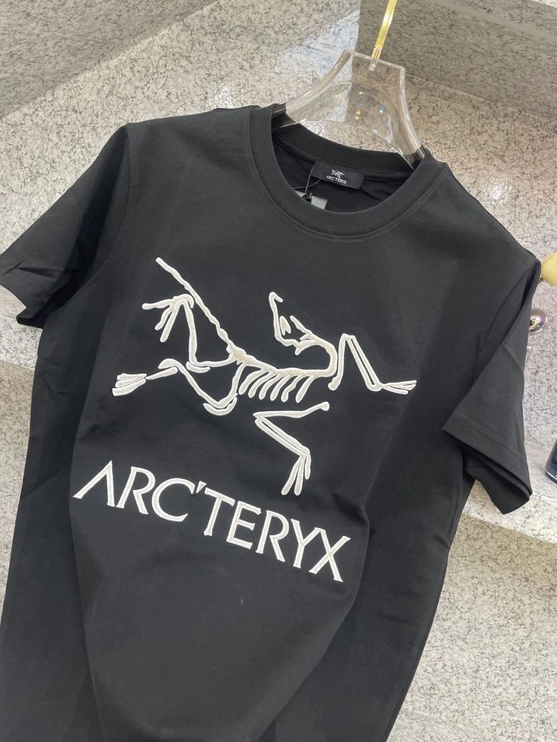 Accurate model Arcteryx T-Shirts