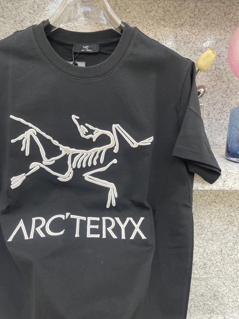 Accurate model Arcteryx T-Shirts