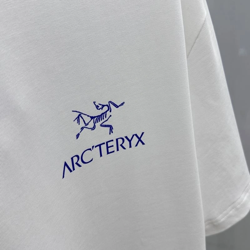 Bargain Arcteryx T-Shirts