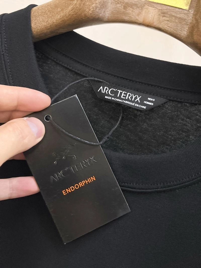 Bargain Arcteryx T-Shirts