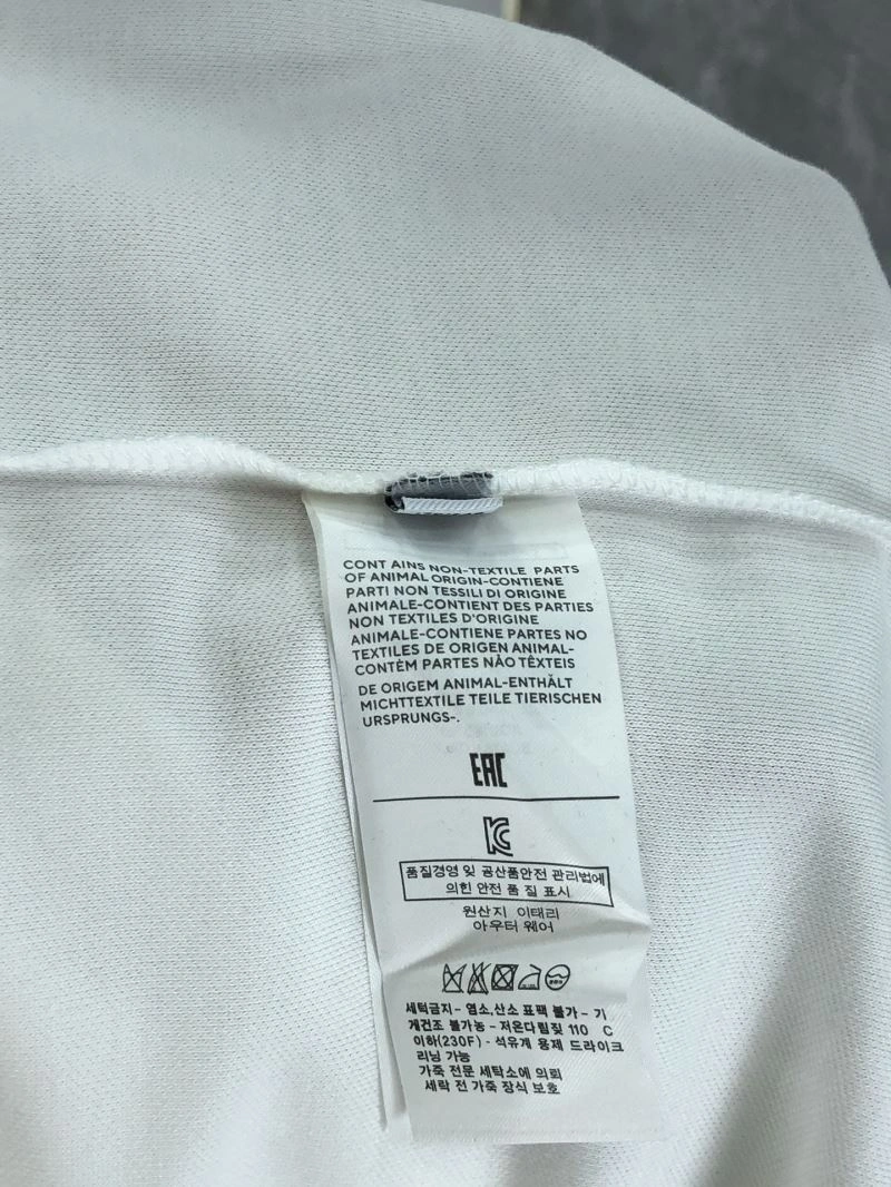 Top mirror Arcteryx T-Shirts