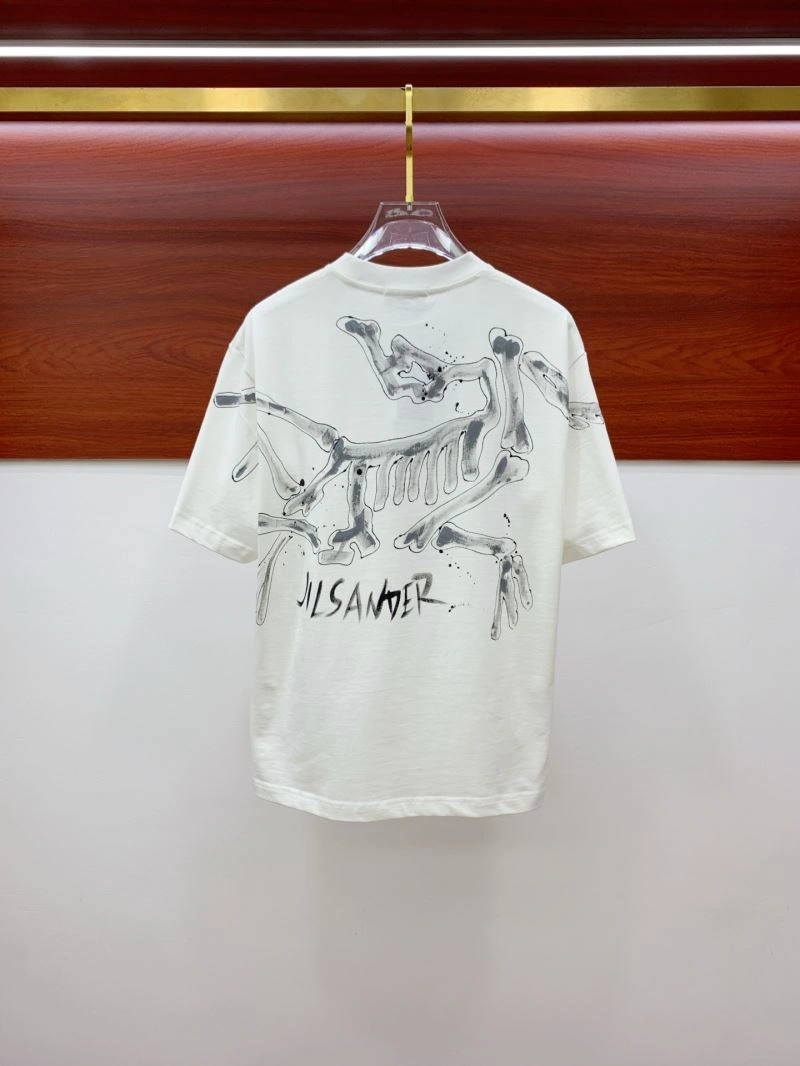 Accurate model Arcteryx T-Shirts