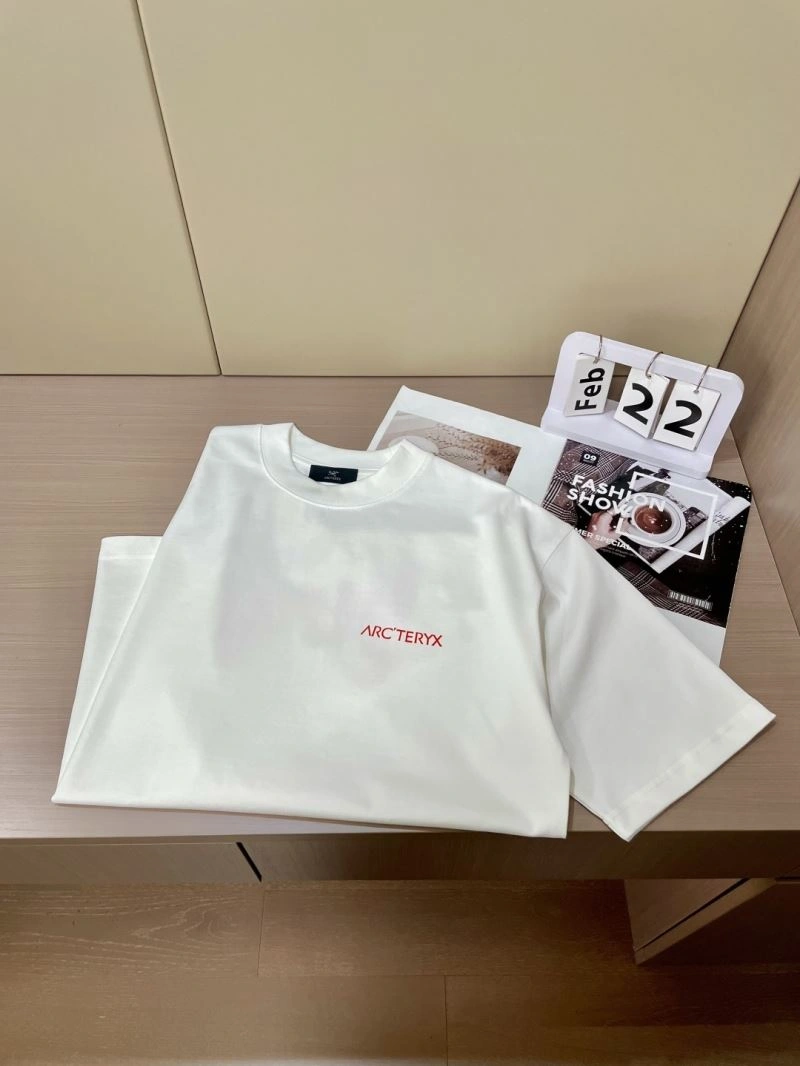 Bargain Arcteryx T-Shirts