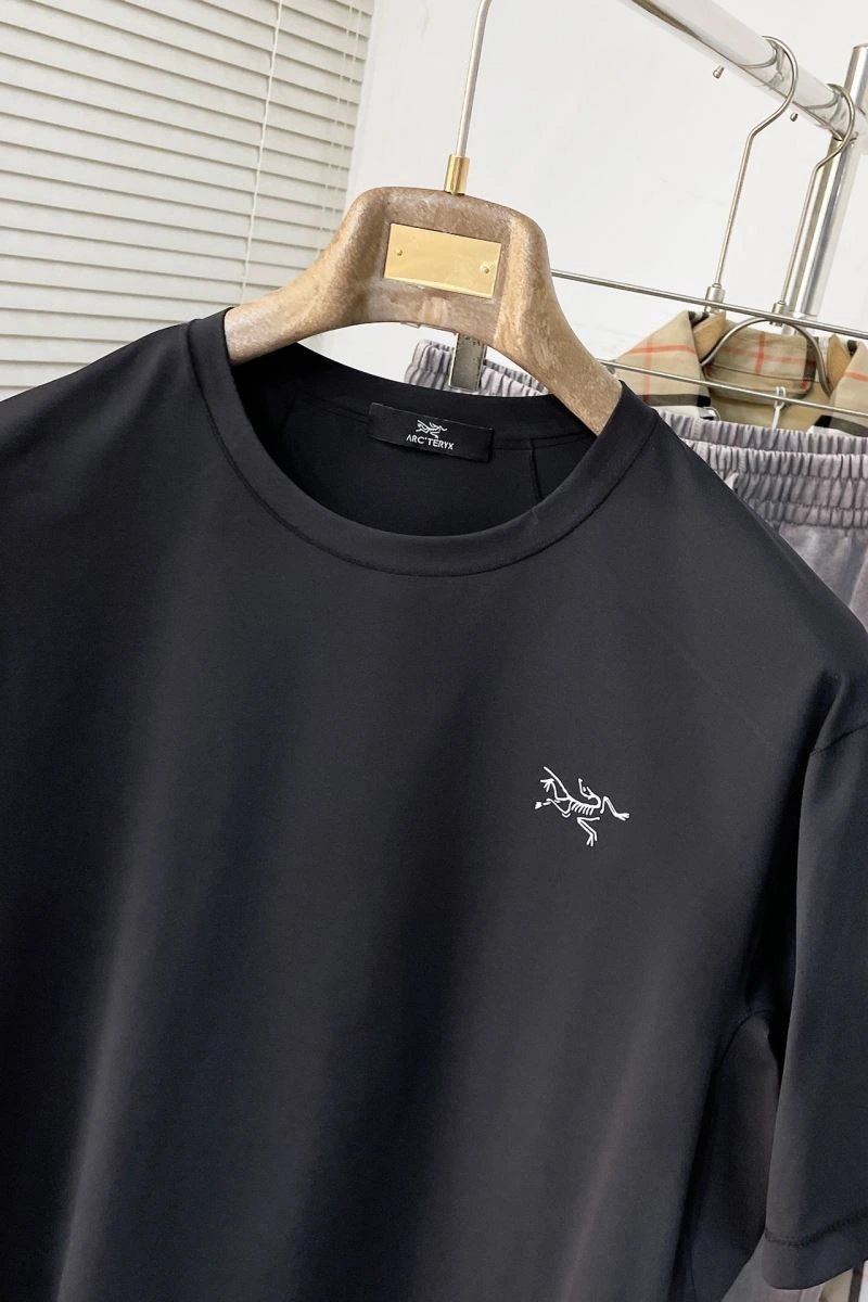 Economical Arcteryx T-Shirts