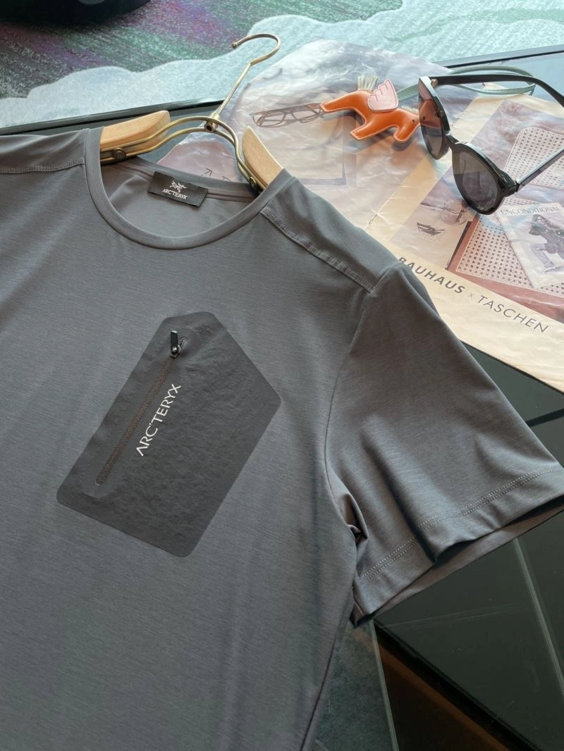 Brand-original Arcteryx T-Shirts