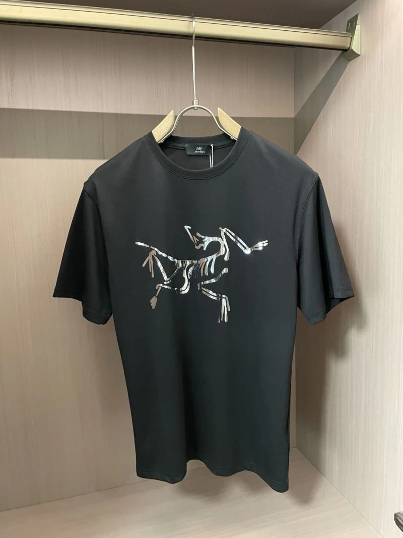 Brand-authenticated Arcteryx T-Shirts