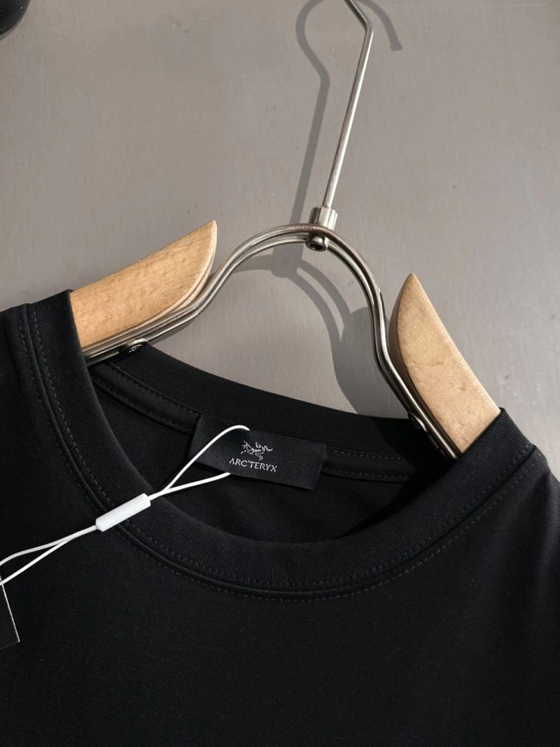 Bargain Arcteryx T-Shirts