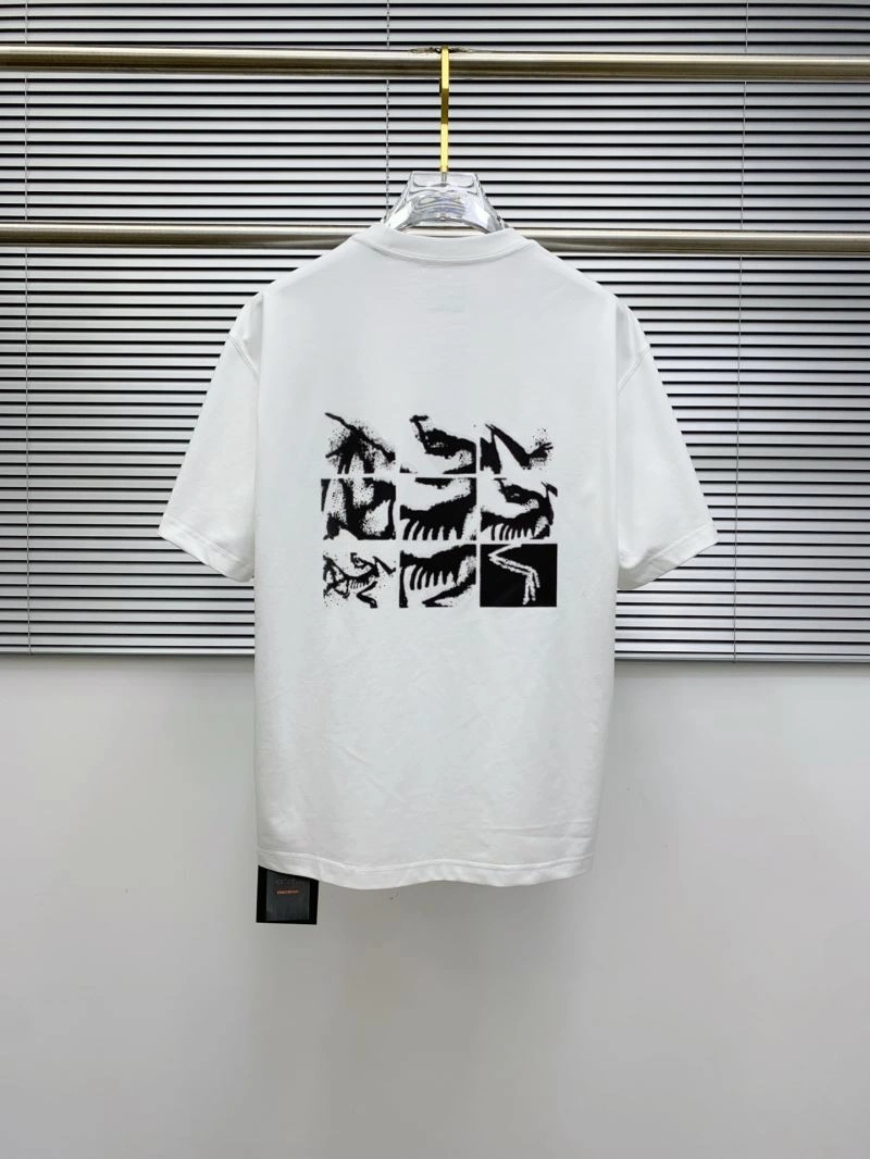 Inexpensive Arcteryx T-Shirts