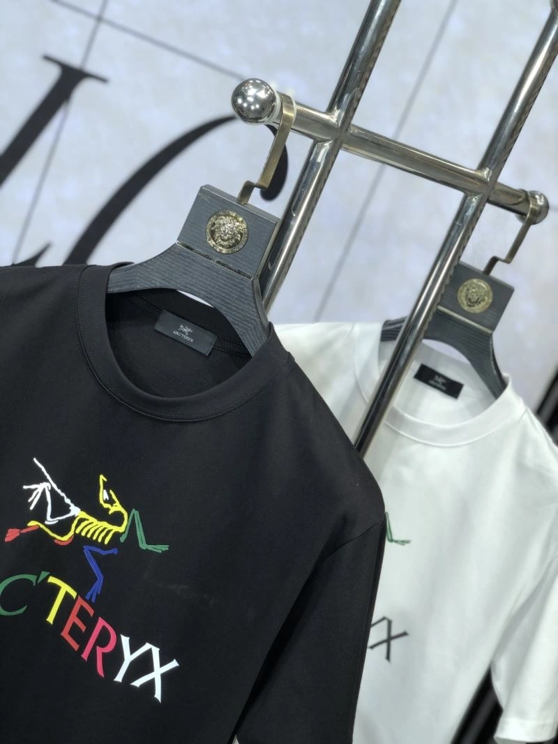 Bargain Arcteryx T-Shirts