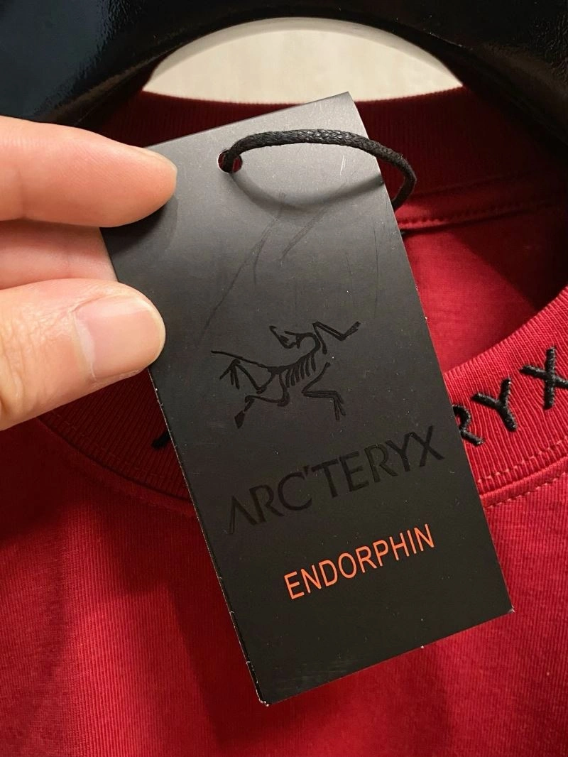 Brand-authenticated Arcteryx T-Shirts