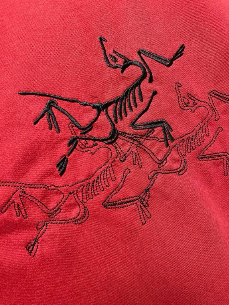Brand-authenticated Arcteryx T-Shirts