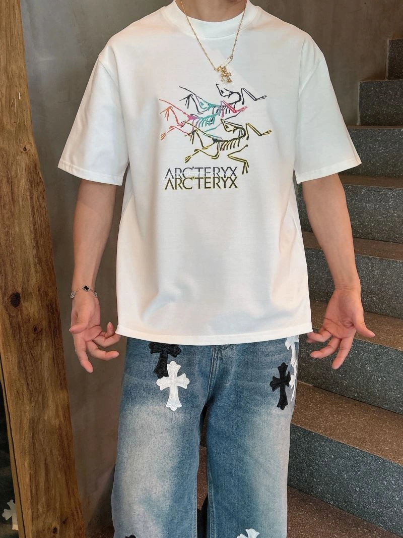 Brand-authenticated Arcteryx T-Shirts