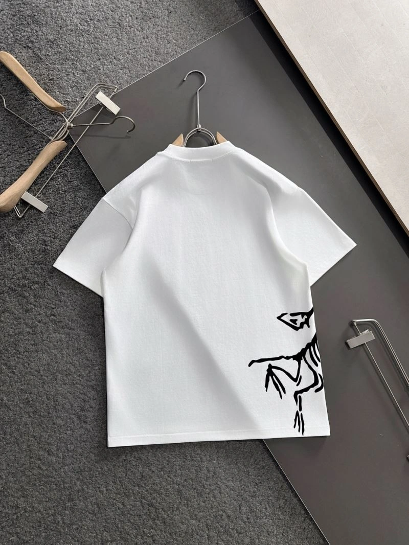 Brand-authenticated Arcteryx T-Shirts