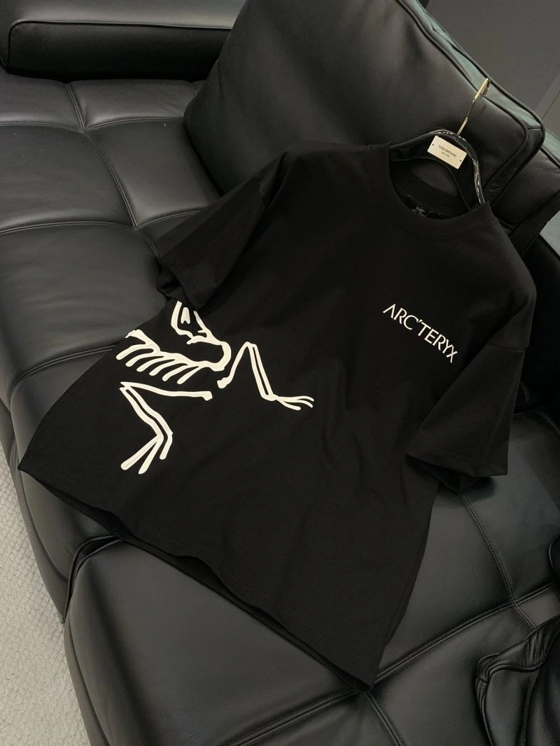 Bargain Arcteryx T-Shirts