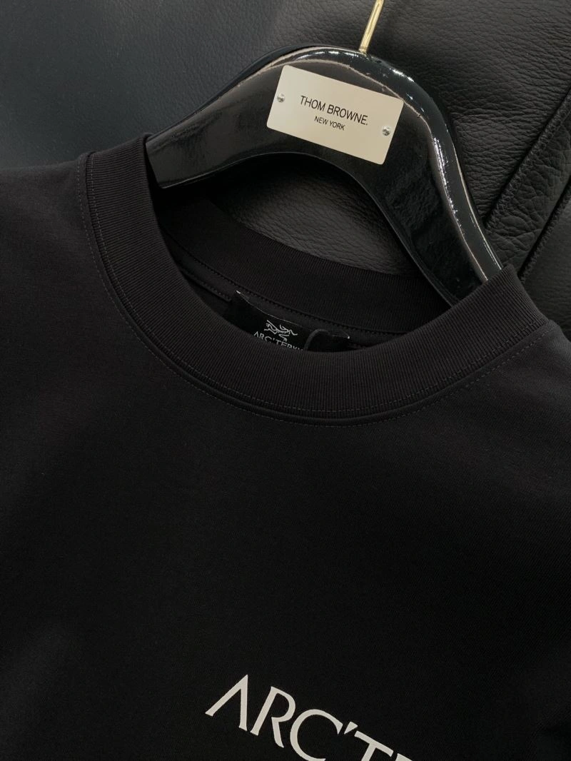 Bargain Arcteryx T-Shirts