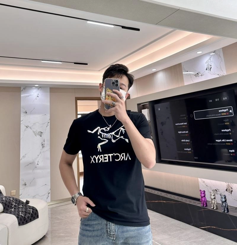 Accurate model Arcteryx T-Shirts
