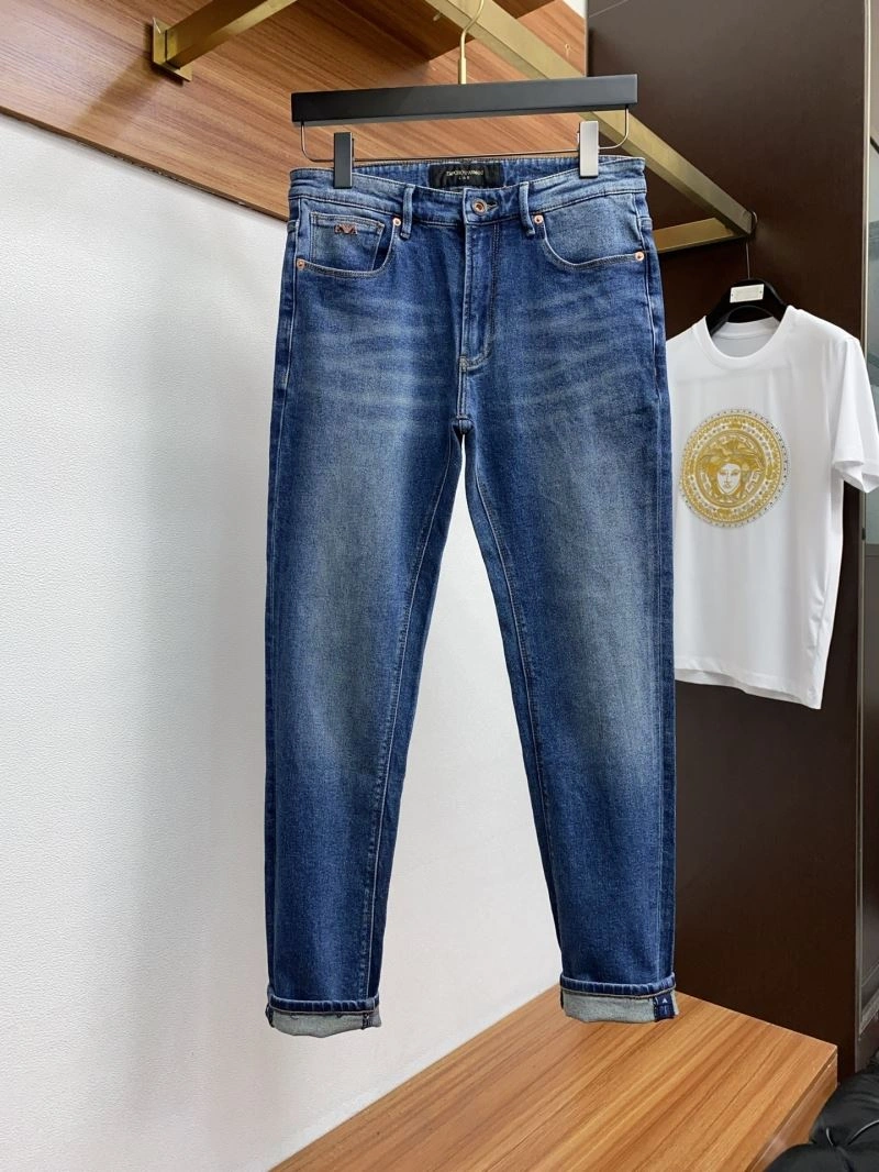 Top match Armani Jeans