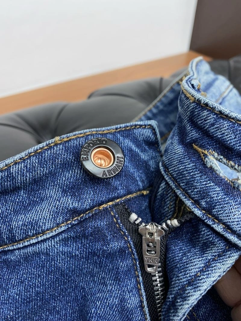 Top match Armani Jeans