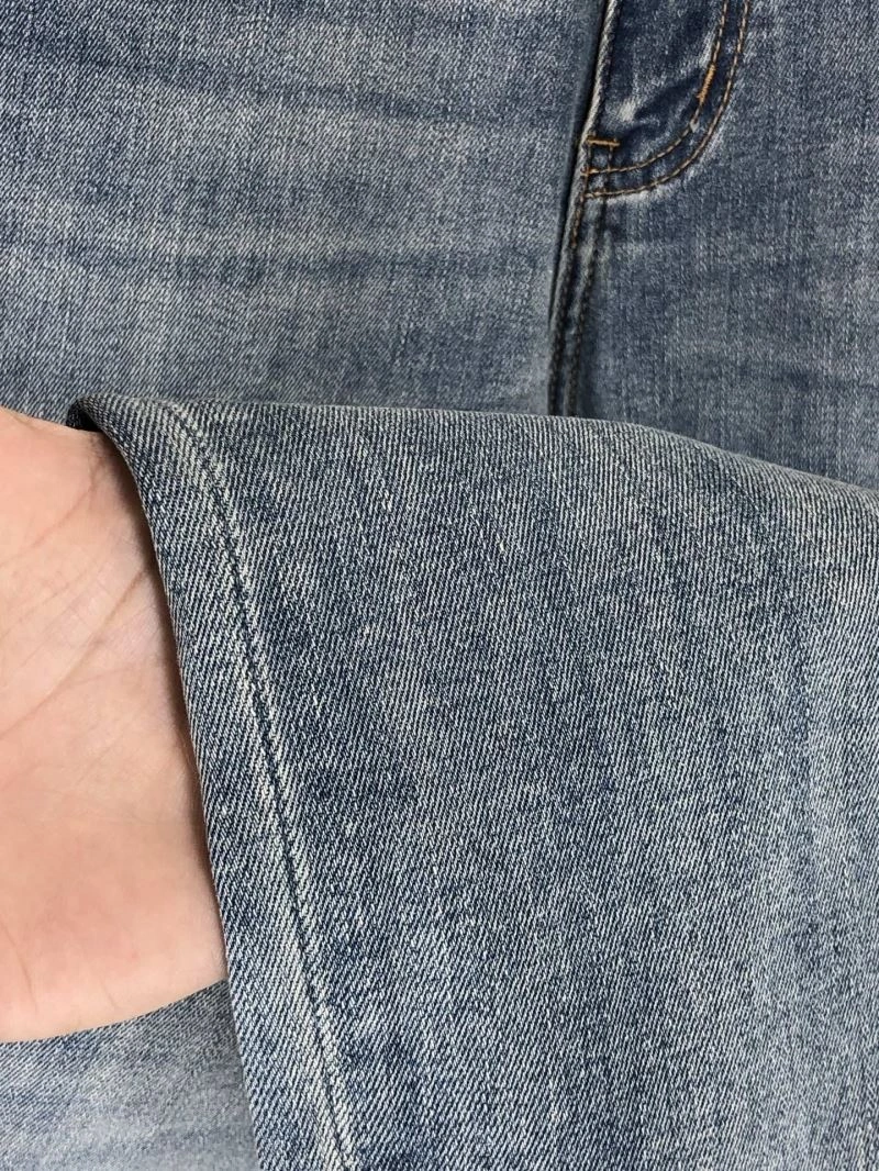 1:1 copy Armani Jeans